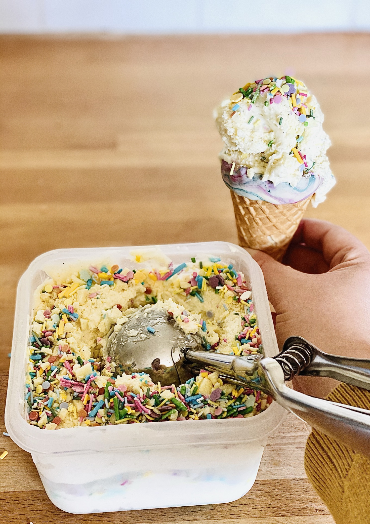 White chocolate sparkle ice cream - Emma Bakes - Elevate This